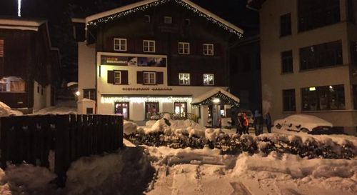 Adventure Hostel - Klosters-Serneus