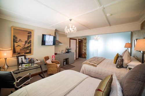 Nice Hotel - New Zealand