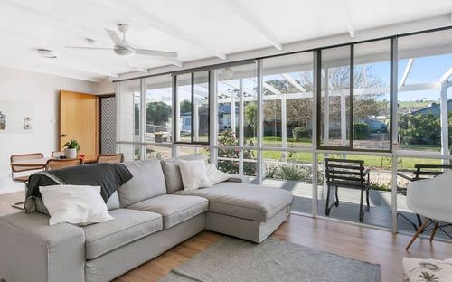 35 Degrees South  79 Laronde - Normanville
