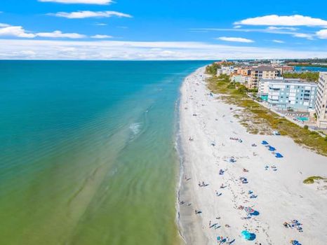 Indian Rocks Beach, FL Vacation rentals & Airbnb | cozycozy