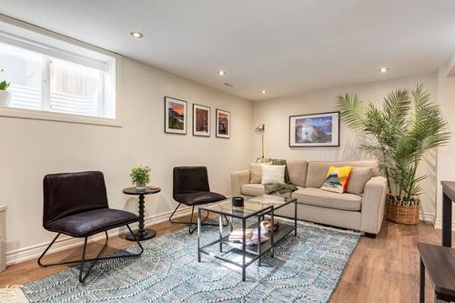 "Summit" 2 Bed Suite In Kingsland - Calgary