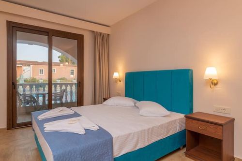 Zante Holidays Hotel - Deluxe '109' - Kalamaki