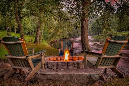 On Toccoa River W/hot Tub, Theater & Firepit! - Blue Ridge