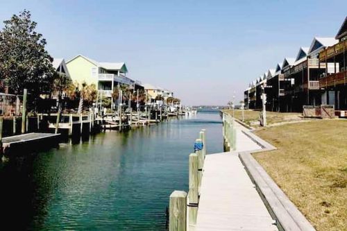 Beach Townhome! Enjoy The Sound, Pool, And Ocean! - Topsail Beach, NC
