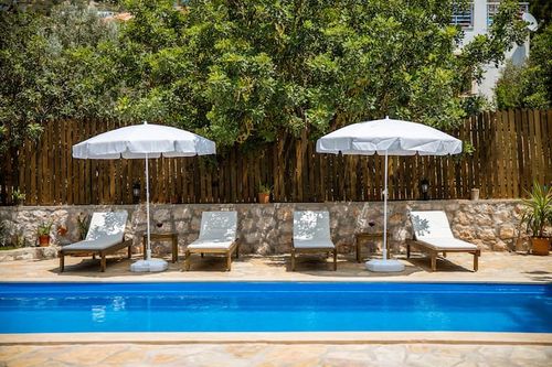 Villa Amarillo - Lush Garden With A Private Pool - Kaş
