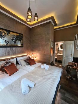 Alps In The City For Two - Klosterneuburg