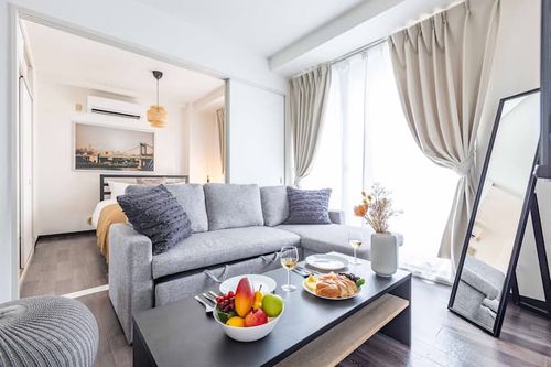 8 Min Walk From Jr Namba Station / 401 - Japan