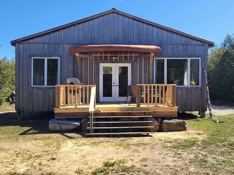 Cabins in Owen Sound via cozycozy
