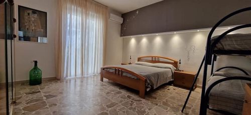 Ntonia  Holiday - Santa Teresa di Riva