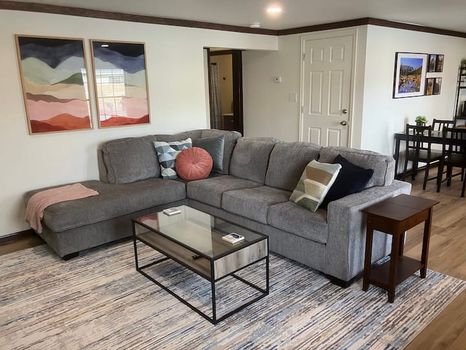 Retreat On W 62nd Near Olde Town - Arvada, CO