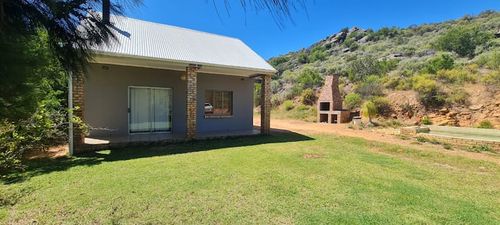 Citrusdal Lodges at the Best Price | cozycozy