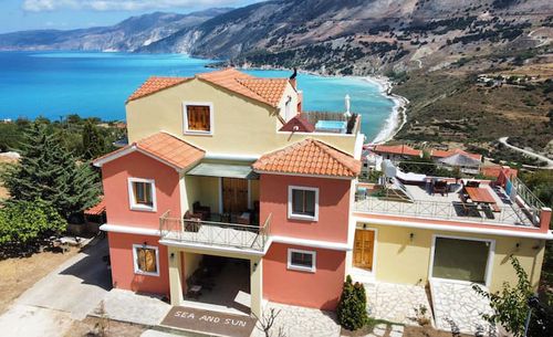 Een Zonnige Villa 110 Km In De Buurt Van De Zee - Kefalonia