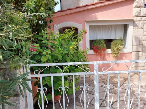 Apartman Veronika B - Relaxing On A Lovely Veranda - Sutivan