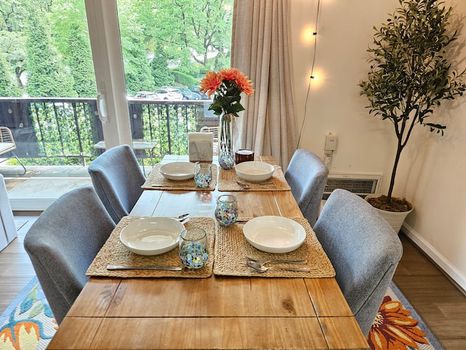 Idyllic Apartment Near Dc, 2 Bed - Fairfax, VA