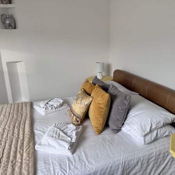 Fantasia - Goose View Private En-suite King Room - Malvern