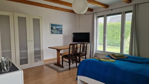 2 Gästezimmer
Im Haus, Separat Mit Je 1 Doppelbett - Rostock