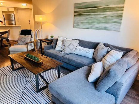 217 Beautiful Condo - Great Location - 인버미어