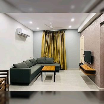 Explore holiday beach houses in Surat – cozycozy.com