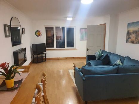 Townhouse Beside Racecourse - Claregalway