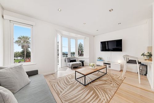 Hazel U 1, Beach Front With Balcony, 2 Bedrooms - Bondi Beach