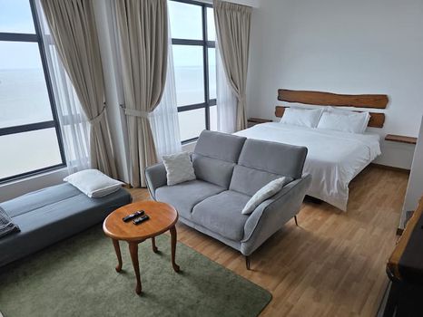 Wuthering Heights (Seaview) - Kuantan