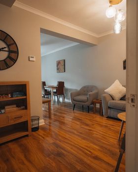 Anchors Retreat, A Charming Character Apartment - Ayr, UK