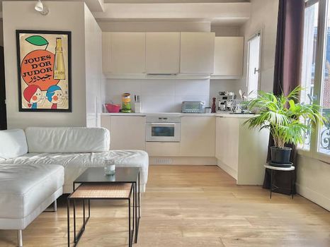 Appartement Contemporain à République - Paris