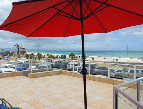 Jeffreys Bay Beach Vibes @ 38 Diaz On Main - Jeffreys Bay