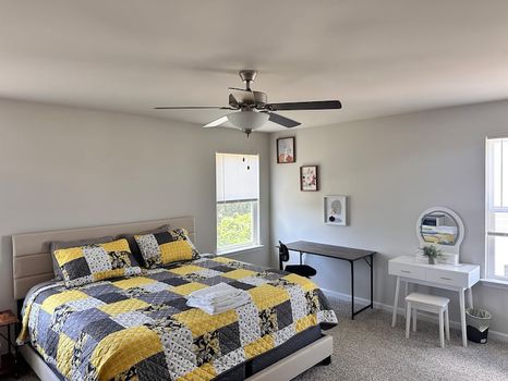 Cozy Master Room #1 W/ King Bed - 