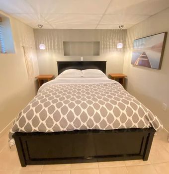 Big Tree Studio In The Heart Of Town - Lake Cowichan