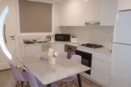 Cosy Pet Friendly Granny Flat With Private Yard - Sydney