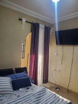 Cozy Unit In Mile 6 Nkwen. - Cameroon