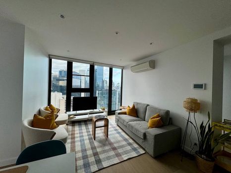 Cbd Skyline, Yarra River Views & Crown Fire Shows - Melbourne