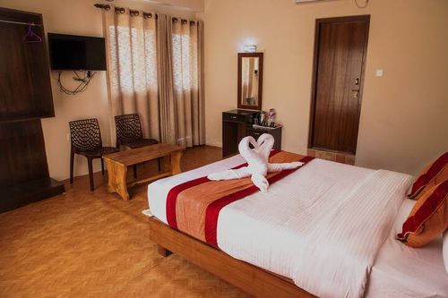 Queen Sized Bed For Perfect Vacation ! - Uttar Pradesh