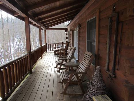 Loft Cabin - Tar Hollow State Forest, Laurelville