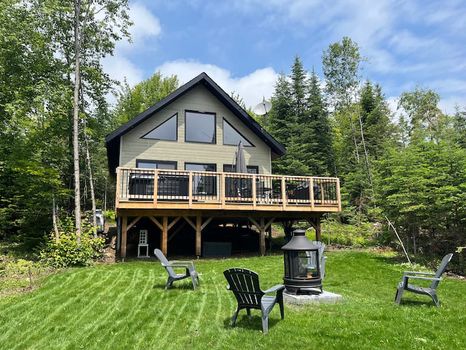 La Cache 329 North,  Chalet Nordik - Saint-Sauveur