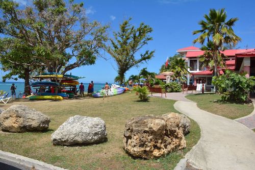 Rincón Villas and Holiday homes | Best Deals on cozycozy
