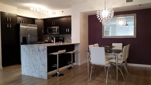 Modern - Fully Equipped - W/parking - Aventura, FL
