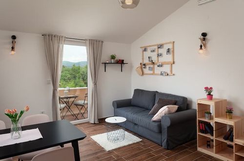 Charming Apartment In House Kvasina In Zadvarje 2 - Brela