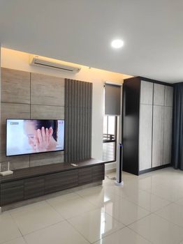 Urban360 Pool View Netflix & Wifi - Batu Caves