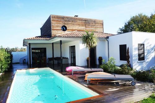 Villa D'architecte Avec Piscine Et Terrasse. - Toulouse