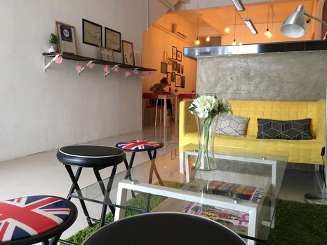 Check In Lodge - 