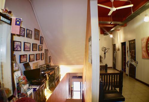 Birdnest Collective Cafe & Guesthouse - Kuala Lumpur
