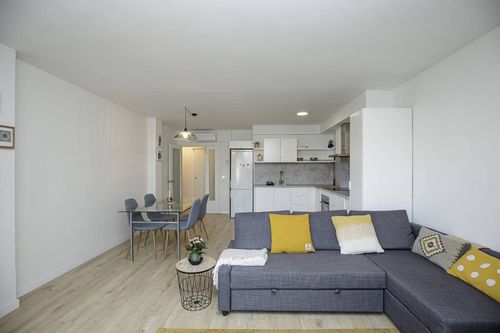 57 M² Apartment ∙ 1 Bedroom ∙ 3 Guests - Girona