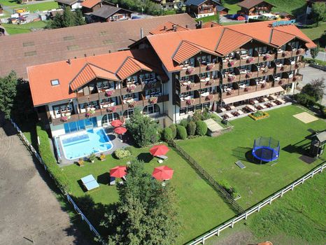 Hotel ∙ 1 Slaapkamer ∙ 4 Gasten - Lenk