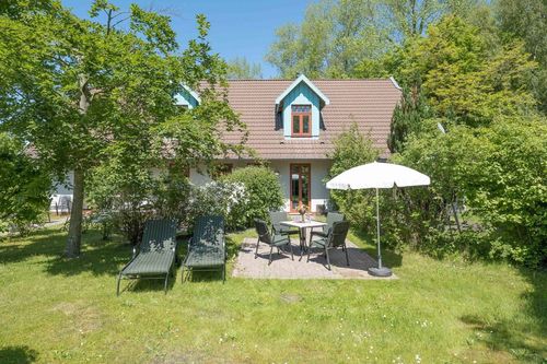 56 M² Ferienhaus ∙ 2 Schlafzimmer ∙ 4 Gäste - Wustrow