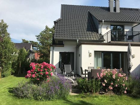 150 M² Ferienhaus ∙ 4 Schlafzimmer ∙ 7 Gäste - Dierhagen