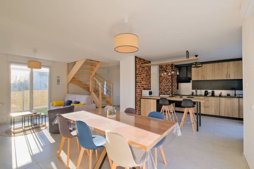 100 M² Maison De Vacances ∙ 3 Chambres ∙ 6 Personnes - Assérac
