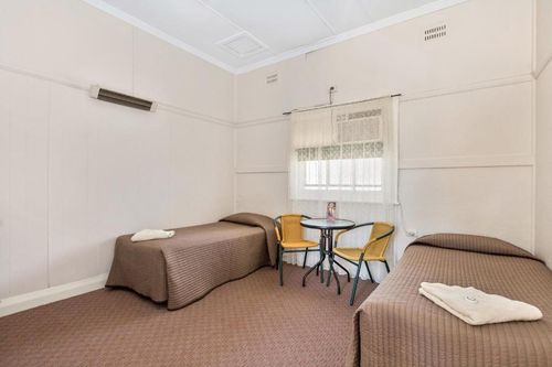 ALL Dunedoo hotels - Cheap Hotel Deals on cozycozy