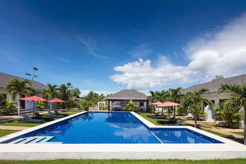 Dauis Resorts at the Best Price | cozycozy